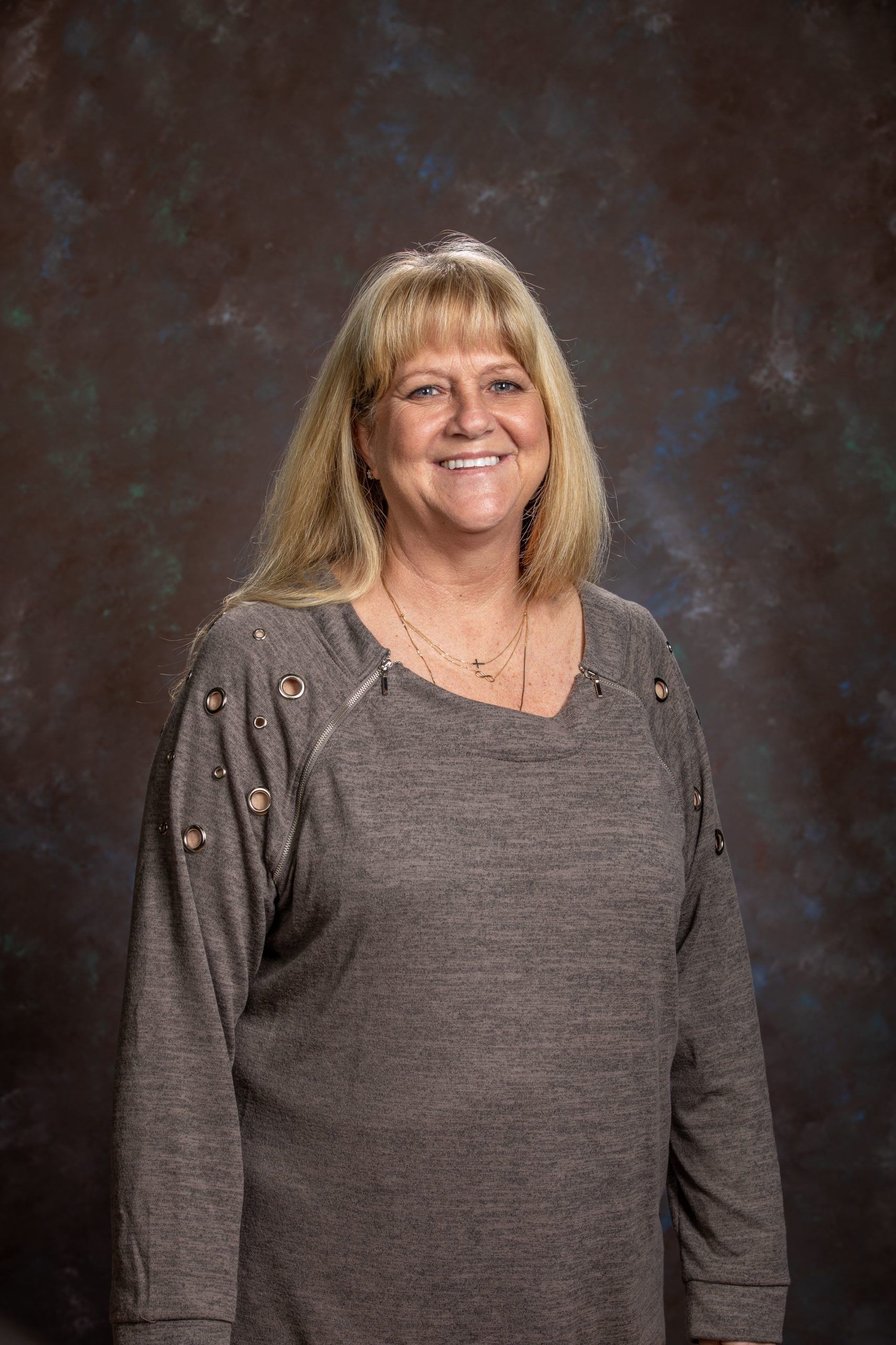 Tracie McGreggor - Windsor Academy Knights